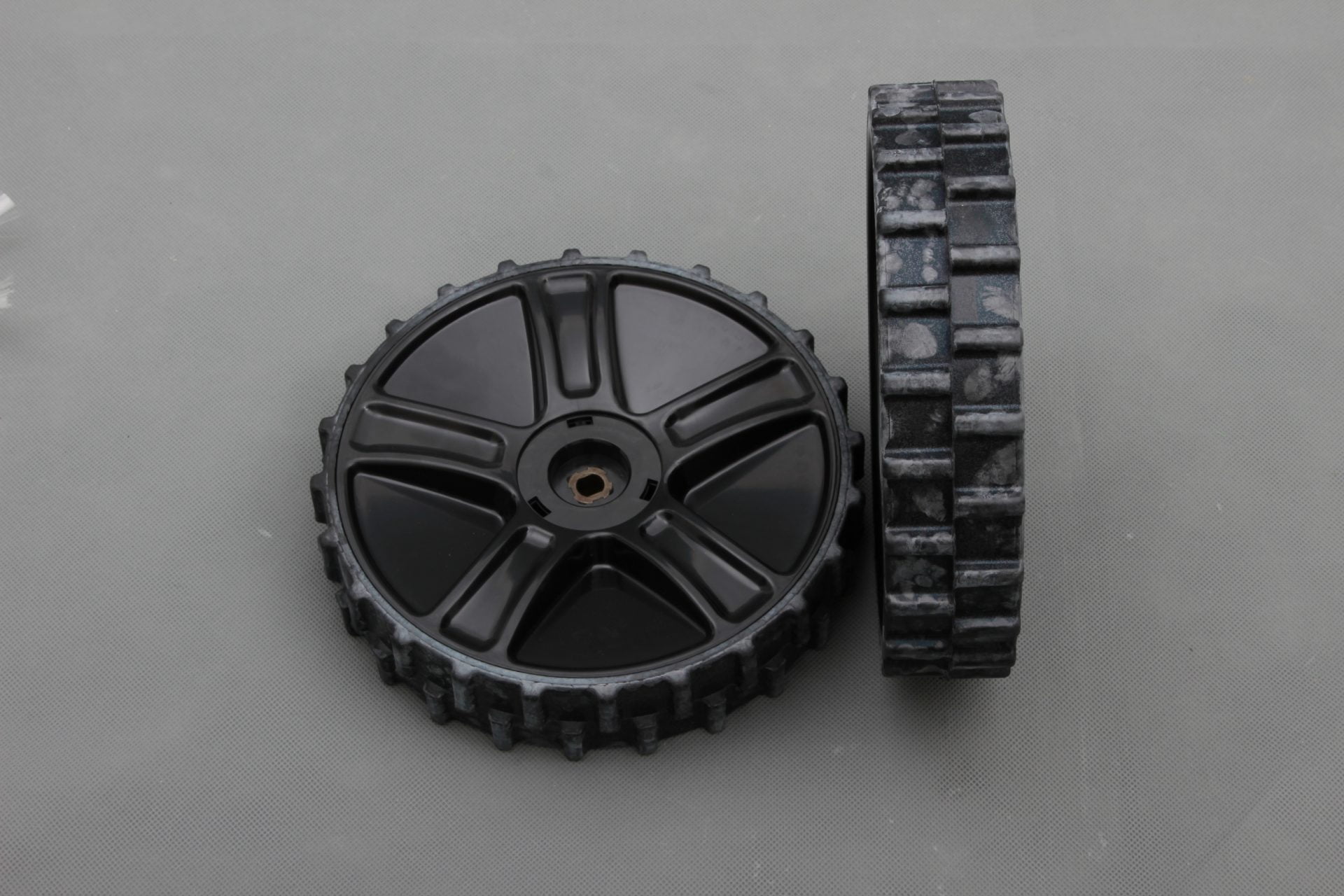 S-510/520 Robot Mower High Traction Wheels Set - Australia Robotic